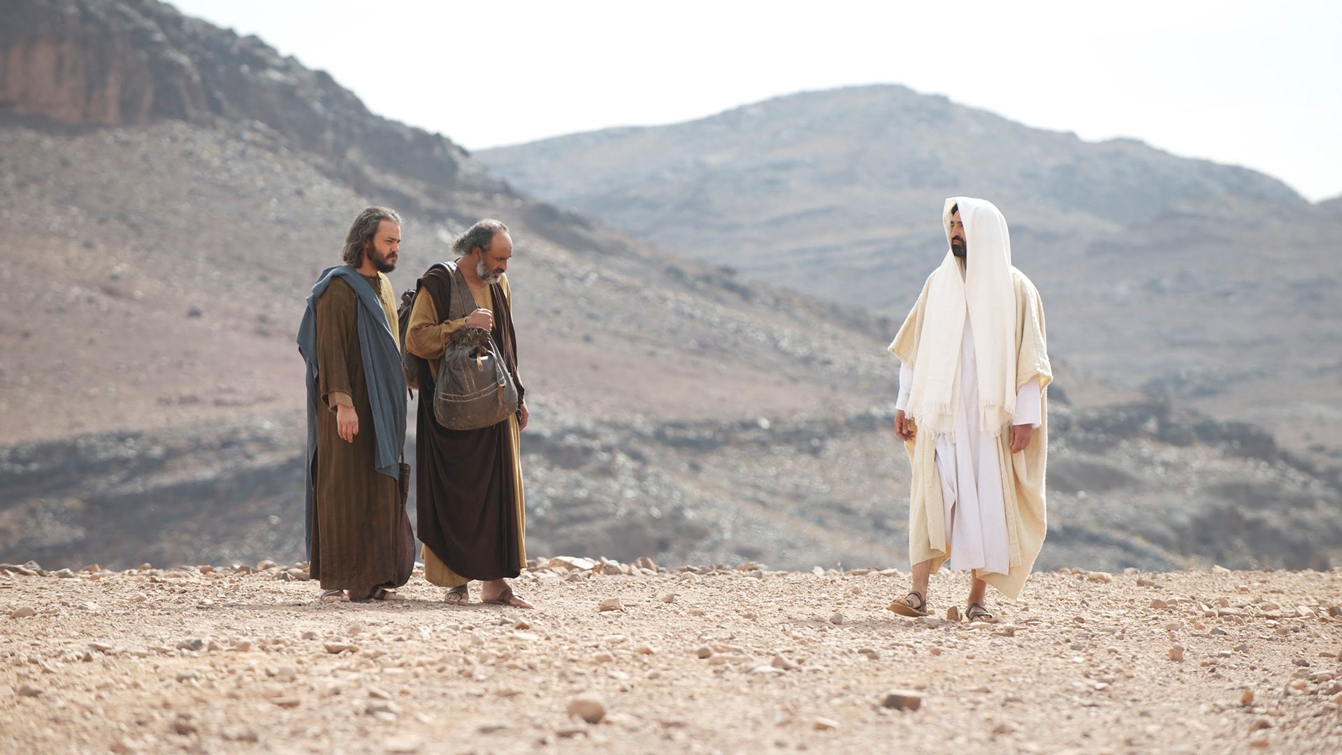 How Christians Can Love and Welcome the Stranger